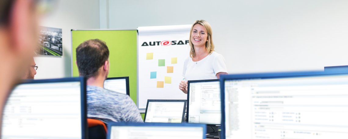 EB tresos Classic AUTOSAR training - Elektrobit